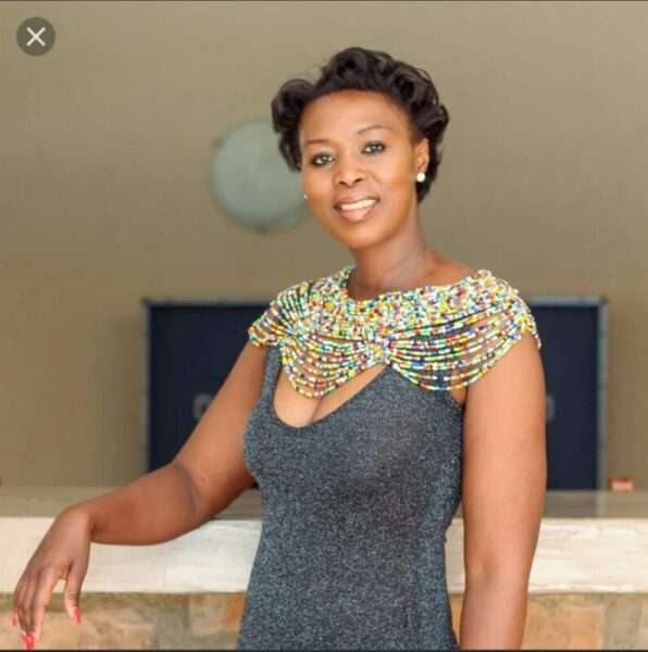 Mzansi Raise R100k for Brenda Ngxoli after Viral Video | Zim Trending