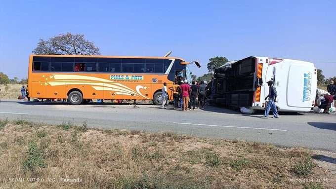 Two Buses in Collision with Haulage Truck | Zim Trending